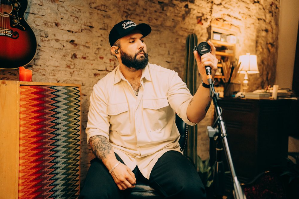 “Palabra de To’s”: El álbum de Carin León con el que se consolida como ...