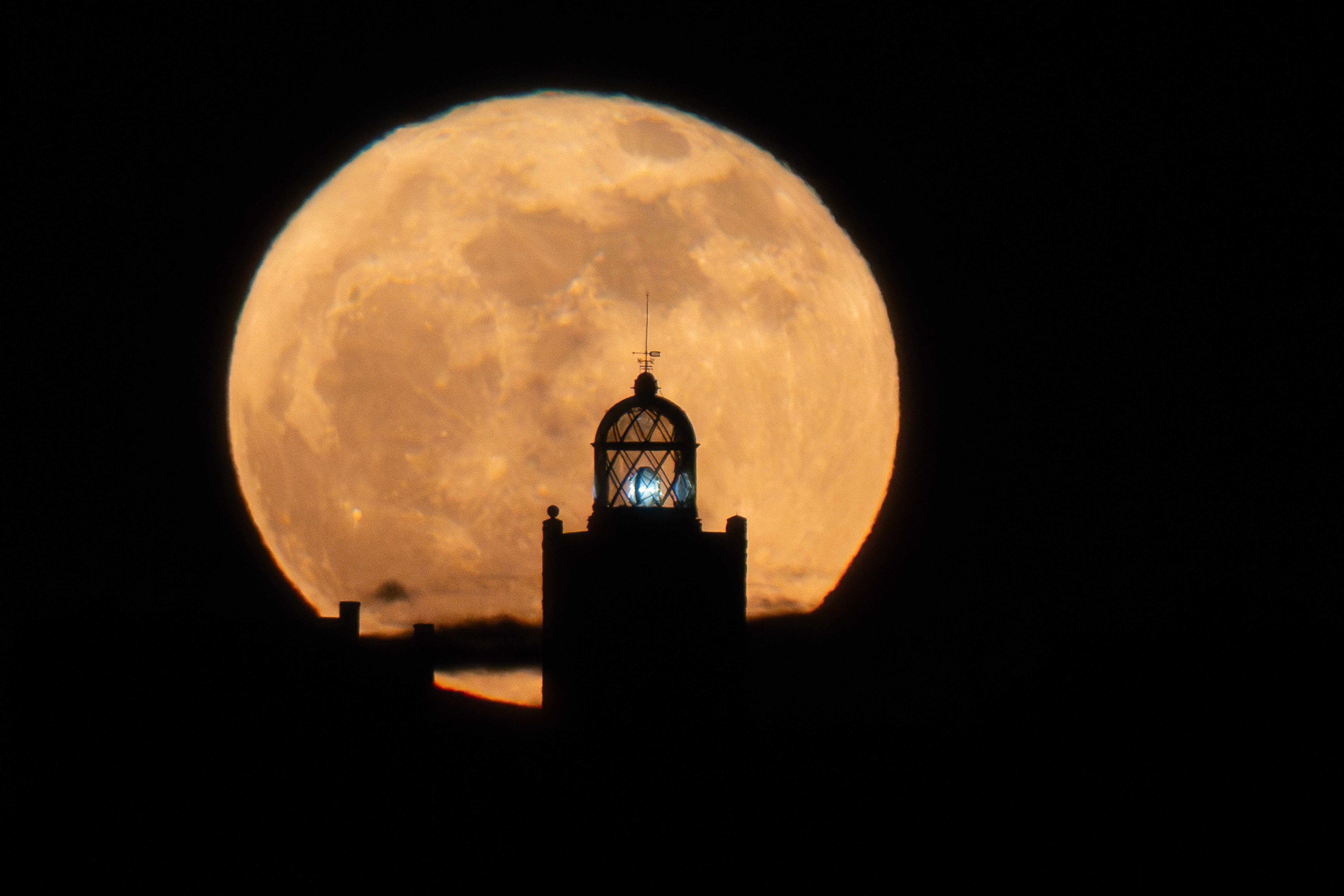 Qué eventos astronómicos habrá en junio 2026: fechas clave para ...