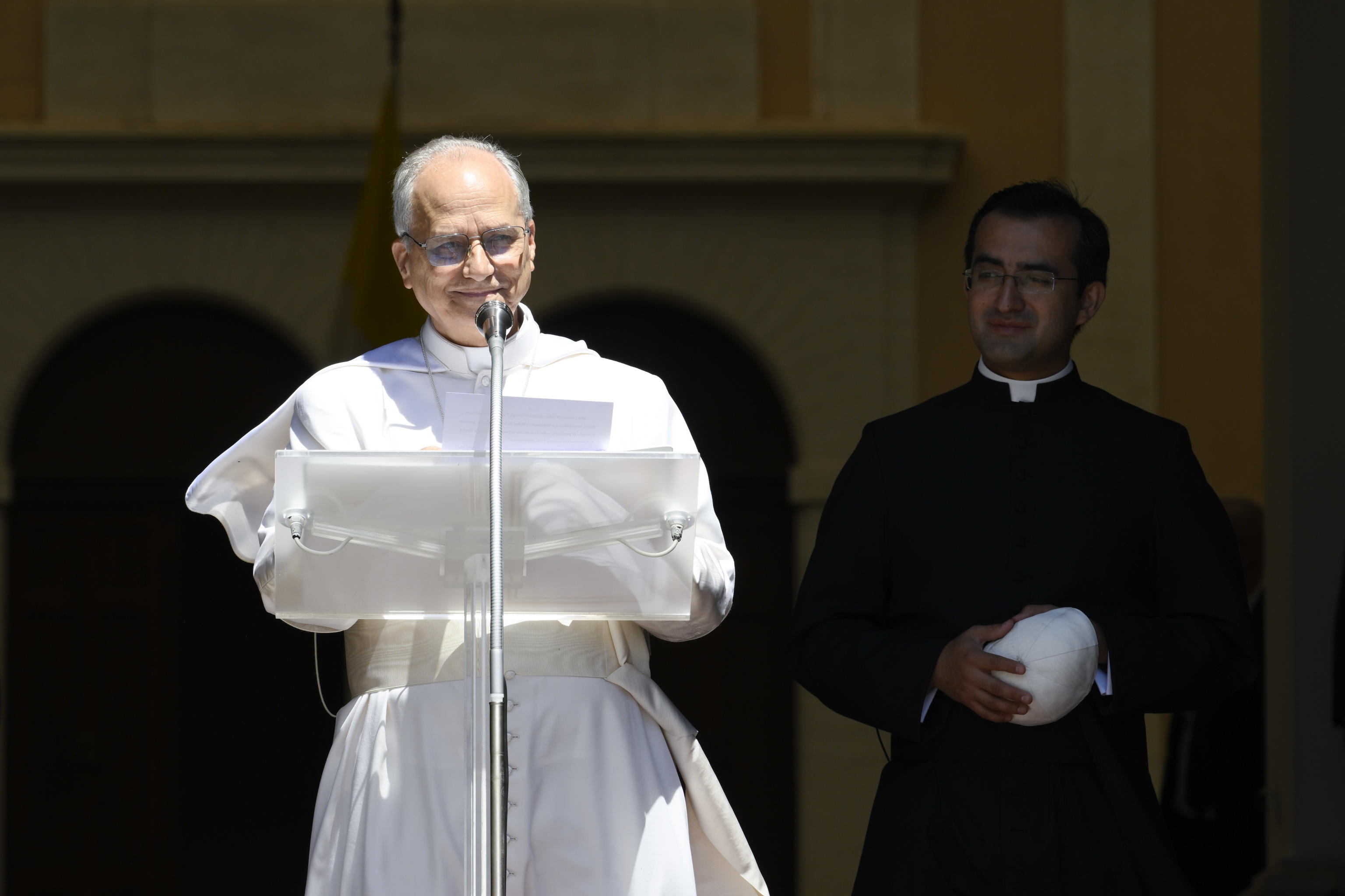 Papa León XIV se pronuncia por atentado en una iglesia en República ...