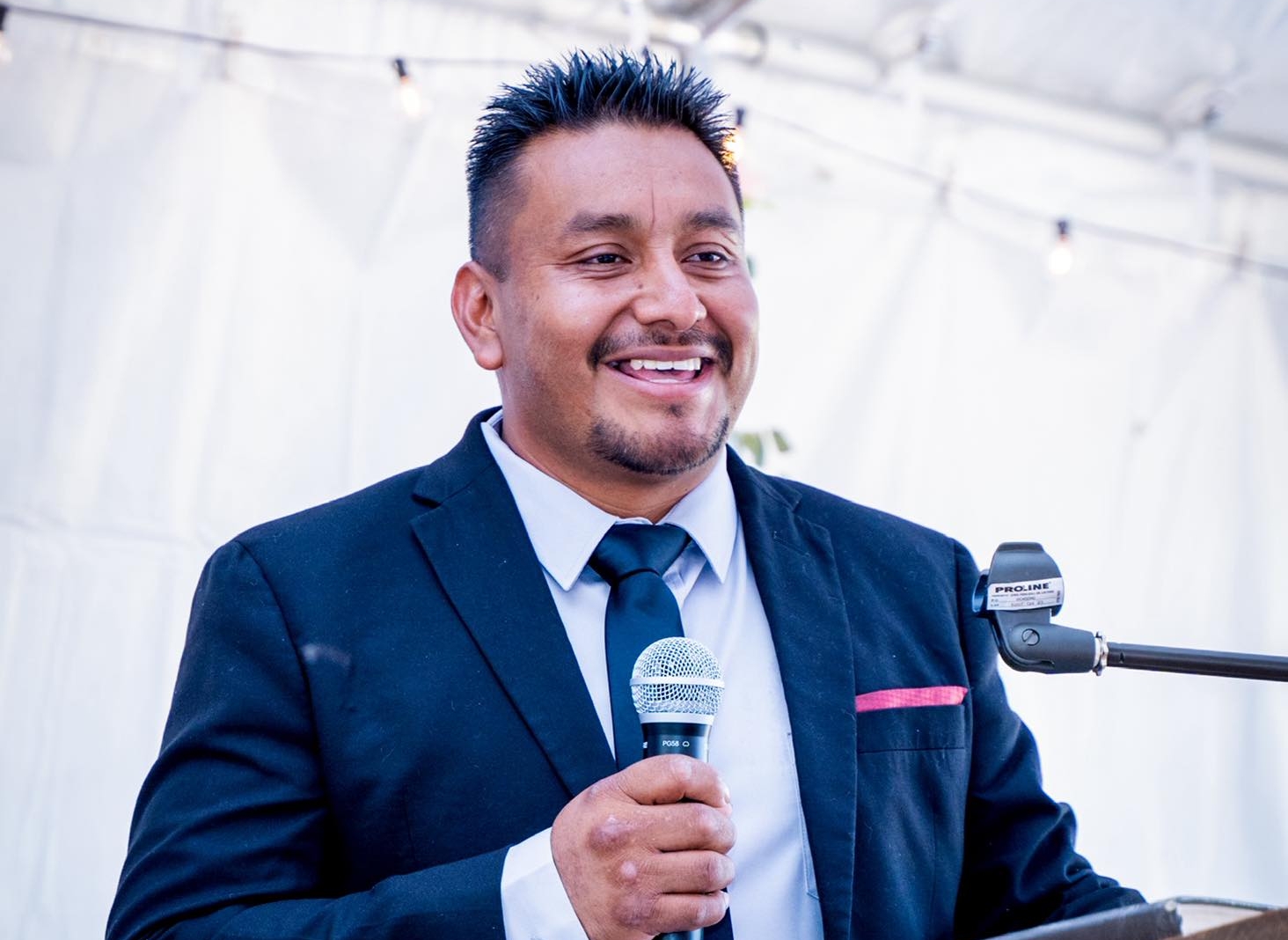 ICE detiene a pastor guatemalteco Maurilio Ambrocio en Florida y su caso causa conmoción en ...