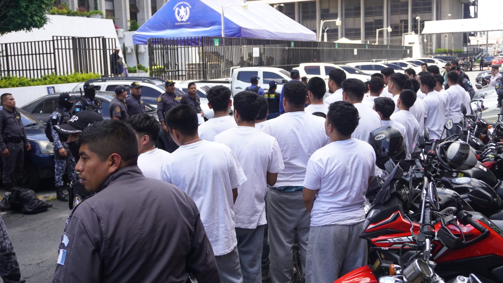 Trasladan a Pavoncito a 34 reos involucrados en motín en correccional y fijan fecha para audiencia