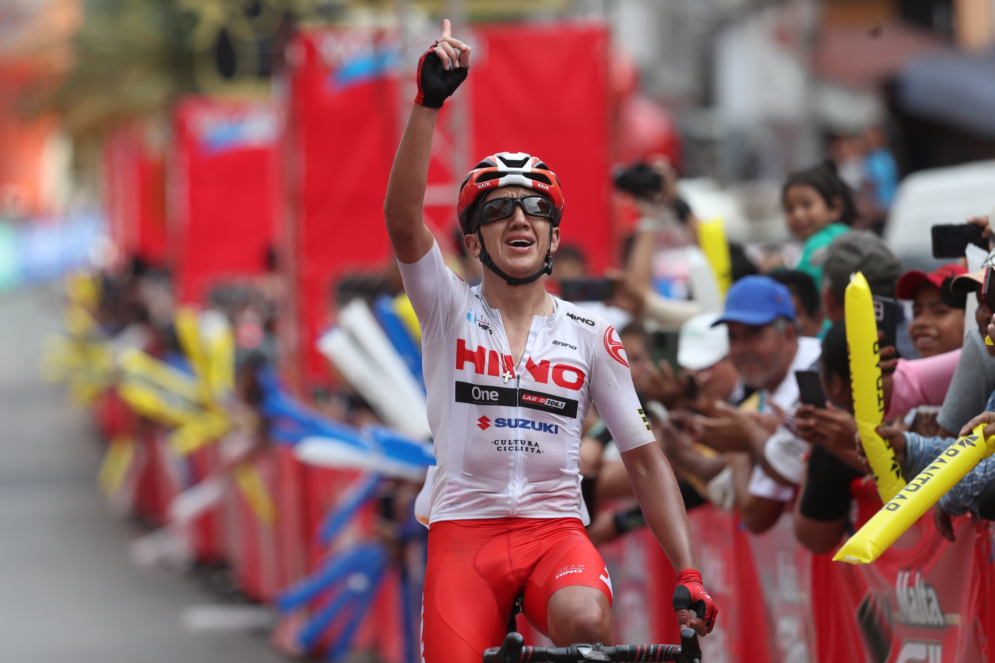 El colombiano Nicolás Paredes del Hino-One La Red gana la tercera etapa ...