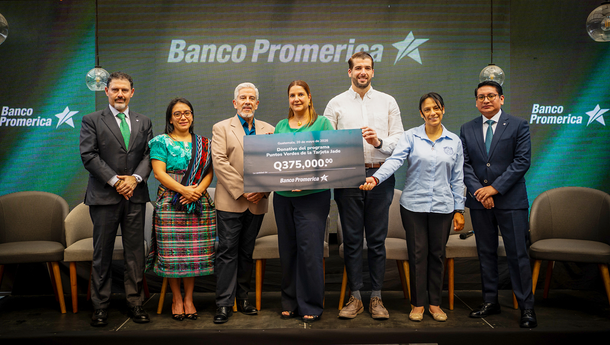 Cuarta entrega de donativos a organizaciones que trabajan en favor del país